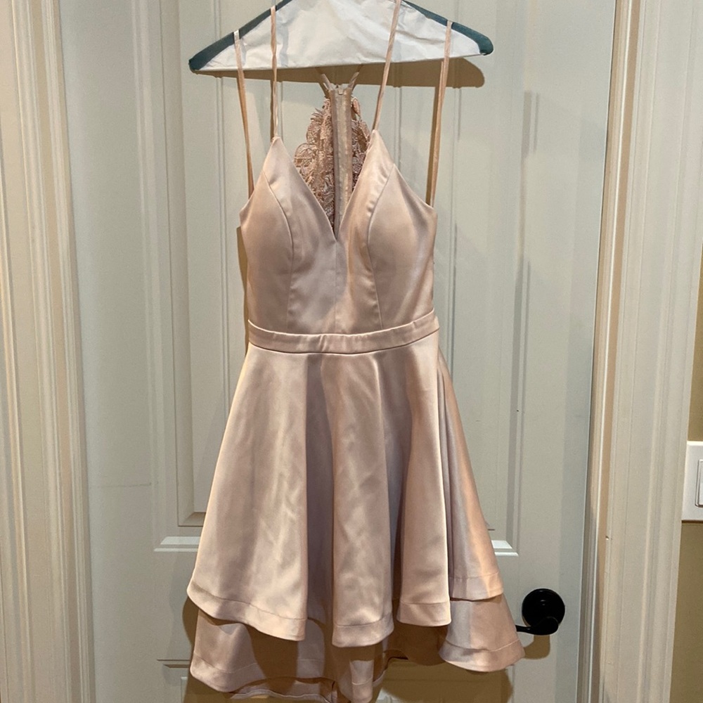 Semi Formal Dress. Champagne Color/Pale Pink - Gem